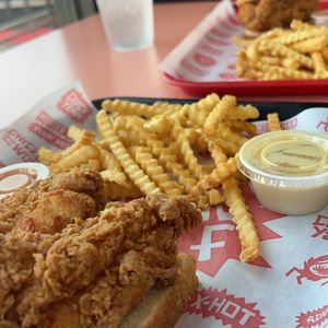 CHICKEN AND THE WOLF - 43 Photos & 19 Reviews - 3136 E 11th St, Tulsa ...