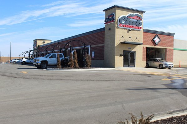 CLUB CAR WASH - Updated December 2025 - 17 Photos - 2524 SE California ...