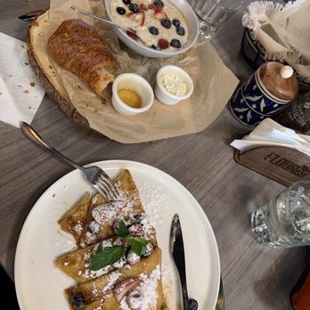 FLOURISH CAFE - Updated June 2024 - 155 Photos & 24 Reviews - 1480 Buck ...