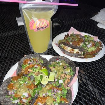 97 ESTORIA - Updated January 2026 - 86 Photos & 192 Real Reviews - 727 ...