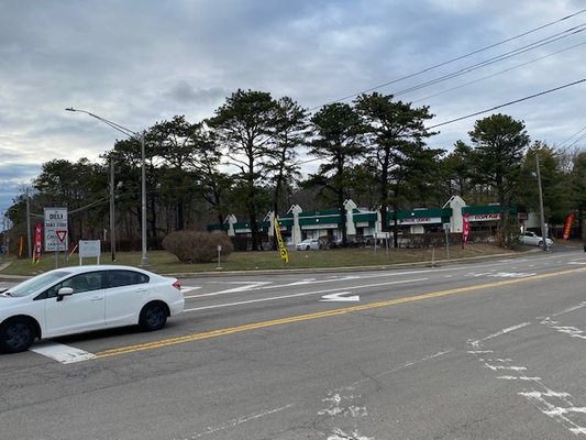 YAPHANK LIQUORS - Updated July 2025 - 18 Photos - 70 Horseblock Rd ...