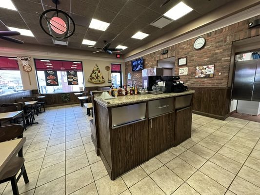 PLANET PIZZA - Updated December 2025 - 27 Photos & 88 Reviews - 733 ...