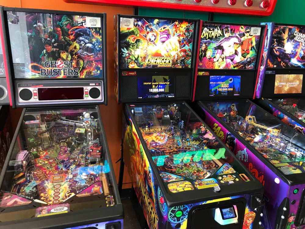 RED ROCKET - Updated July 2025 - 18 Photos - 815 Pkwy, Gatlinburg ...