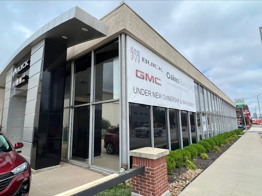 OAKES BUICK GMC - Updated December 2025 - 10 Photos - 3200 Main St ...