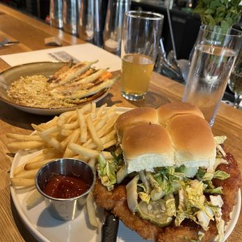 BRADDOCK PUBLIC HOUSE - Updated October 2025 - 84 Photos & 28 Reviews ...