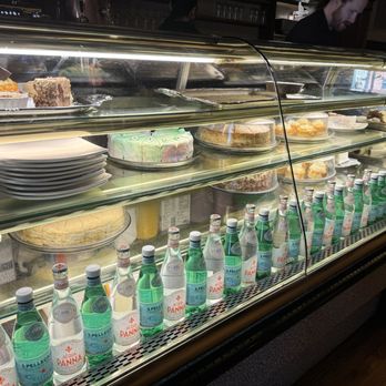 GREEN GATEAU - Updated September 2025 - 312 Photos & 354 Reviews - 330 ...