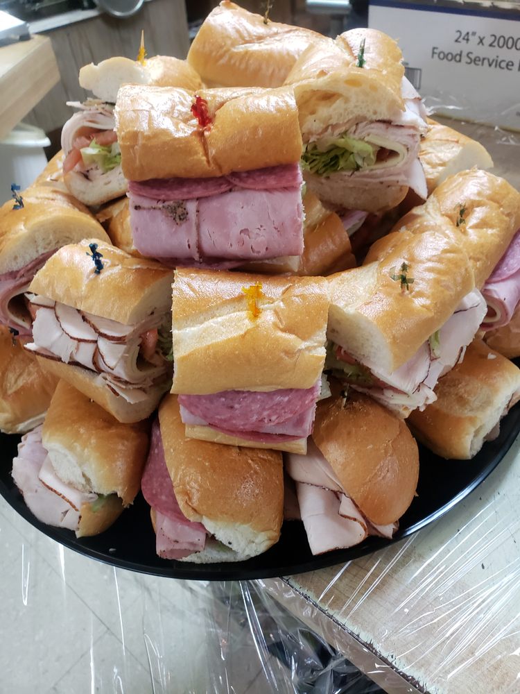 CASAPULLA’S ELSMERE STEAK & SUB SHOP - Updated January 2025 - 36 Photos ...