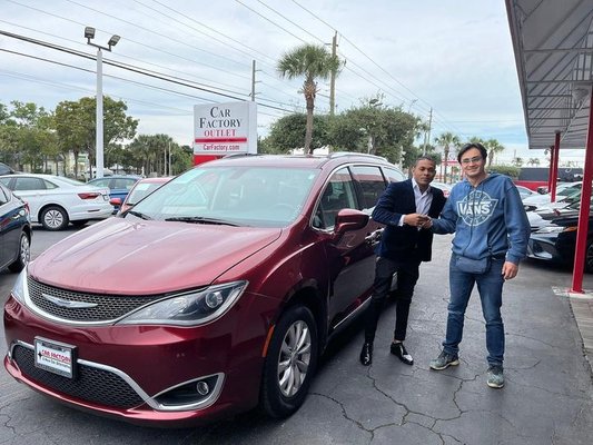 CAR FACTORY OUTLET MIAMI - Updated August 2025 - 79 Photos & 310 ...