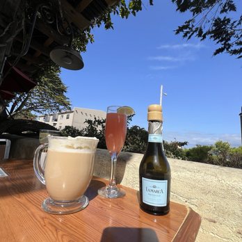 WAVE STREET CAFÉ - Updated June 2024 - 1223 Photos & 1015 Reviews - 550 ...