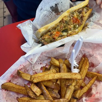 CHUCO BURGERS AND DOGS - Updated December 2025 - 133 Photos & 143 ...
