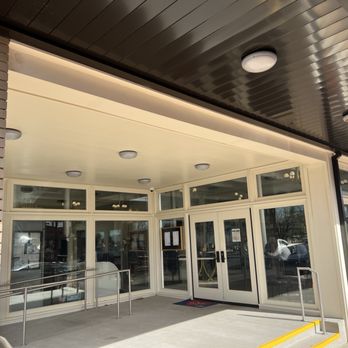 POPS CANTON - Updated December 2025 - 168 Photos & 166 Reviews - 130 E ...