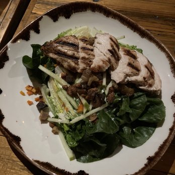 DISTRICT KITCHEN & COCKTAILS - Updated July 2024 - 830 Photos & 782 ...