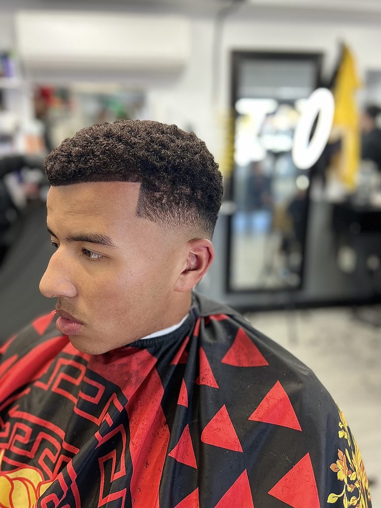 LEGENDARY CUTZ BARBERSHOP - Updated May 2024 - Request an Appointment ...