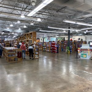 HALF PRICE BOOKS - 175 Photos & 397 Reviews - 5803 E Northwest Hwy ...
