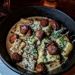 BOBO - Updated August 2024 - 748 Photos & 697 Reviews - 181 W 10th St ...