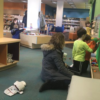 GLEN ELLYN PUBLIC LIBRARY - Updated December 2025 - 14 Photos & 21 ...