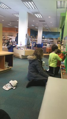 GLEN ELLYN PUBLIC LIBRARY - Updated December 2025 - 14 Photos & 21 ...