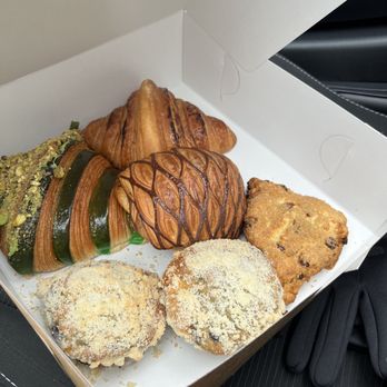 STATE FLOUR BAKERY - Updated May 2024 - 62 Photos & 34 Reviews - 5224 S ...