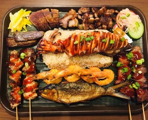 BERTO’S - 95 Photos & 50 Reviews - Filipino - 1063 Dundas Street W ...