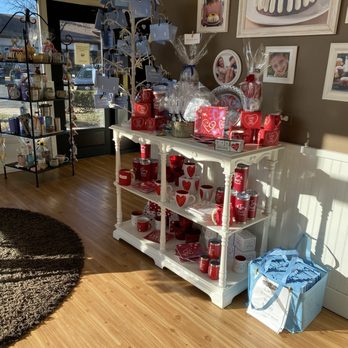 NOTHING BUNDT CAKES - Updated January 2026 - 98 Photos & 128 Reviews ...