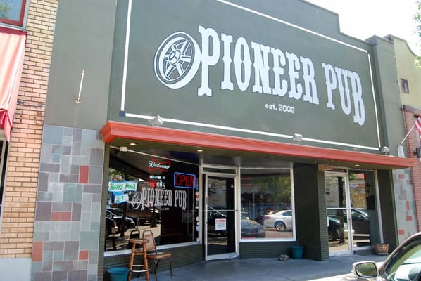 PIONEER PUB - Updated December 2025 - 26 Reviews - 720 Main St, Oregon ...