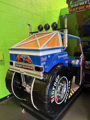 AIRBOUND TRAMPOLINE PARK - Updated October 2025 - 29 Photos - 4215 W ...