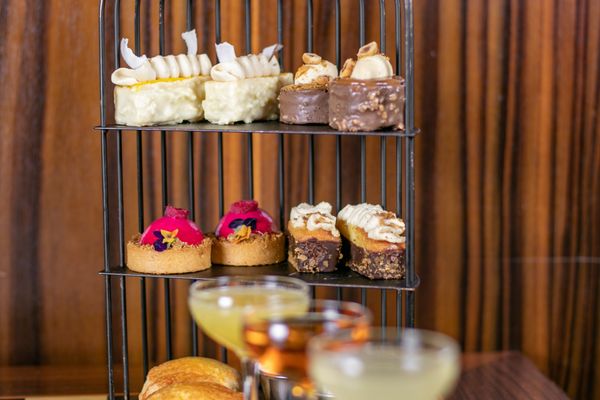 THE DEN AT ST MARTINS LANE - Updated January 2026 - 31 Photos - 45 St ...