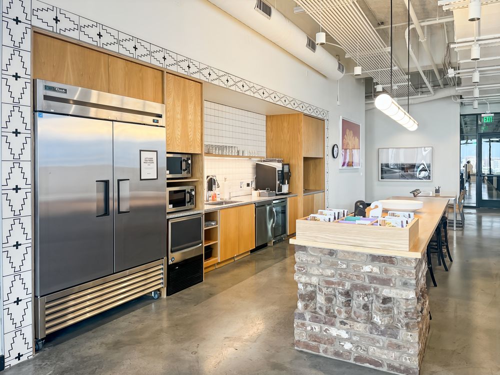 SPACES BLOCK 23 - Updated April 2025 - 101 E Washington St, Phoenix ...