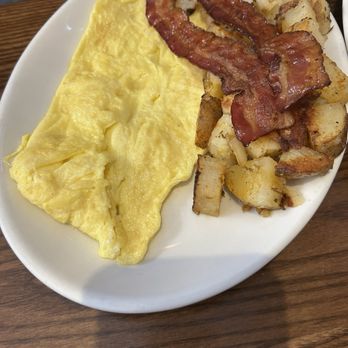 STATE STREET CAFE - Updated January 2025 - 390 Photos & 294 Reviews ...