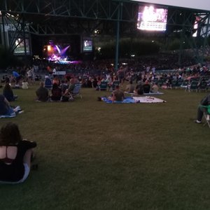 VETERANS UNITED HOME LOANS AMPHITHEATER - 214 Photos & 110 Reviews ...