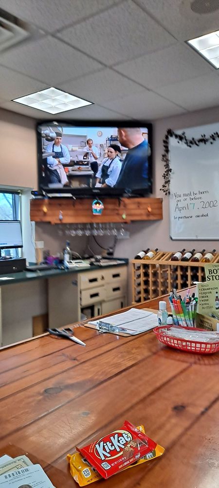 ANTLER RIDGE WINERY - Updated October 2025 - 12 Photos - 951 State St ...