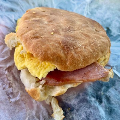 BISCUIT KING - Updated July 2025 - 10 Photos - 231 N Talbert Blvd ...