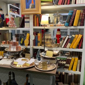 CHOCOLAT BY ADAM TURONI - 241 Photos & 75 Reviews - 236 Bull St ...