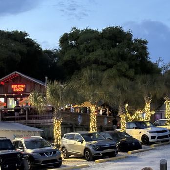 THE RED DOOR SALOON - Updated October 2025 - 122 Photos & 143 Reviews ...