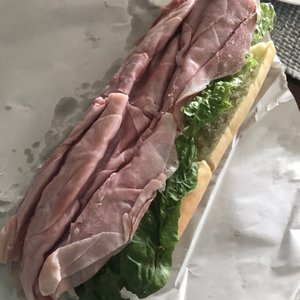 MRS BRIZZLE’S BUNS - 110 Photos & 142 Reviews - 4601 Landis Ave, Sea ...