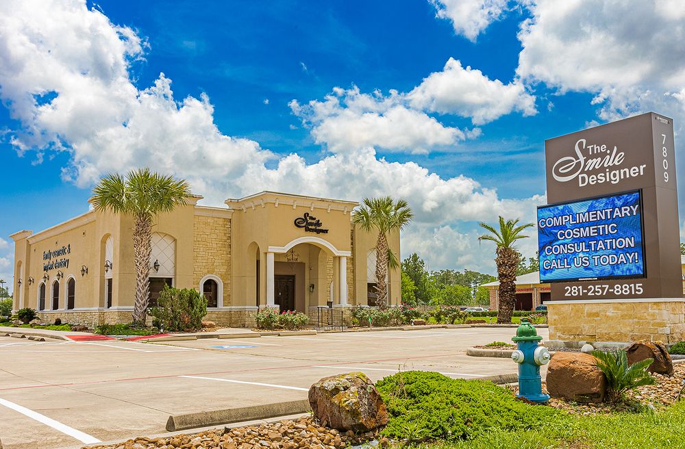 THE SMILE DESIGNER OF SPRING - Updated October 2025 - 25 Photos & 15 ...