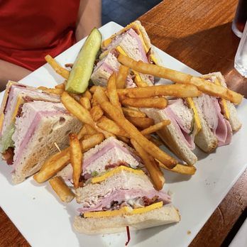 AZALEA INN - Updated September 2025 - 263 Photos & 231 Reviews - 2344 E ...