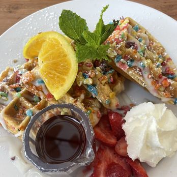 WAVE STREET CAFÉ - Updated December 2024 - 1337 Photos & 1102 Reviews ...