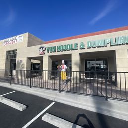YUN NOODLE & DUMPLINGS - Updated December 2024 - 370 Photos & 124 ...
