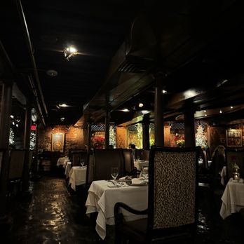 CAPRICCIO - Updated December 2025 - 385 Photos & 392 Reviews - 2 Pine ...