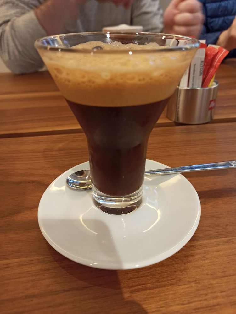 ILLY CAFE - 16 Photos & 10 Reviews - 295 Regent St, London, United ...
