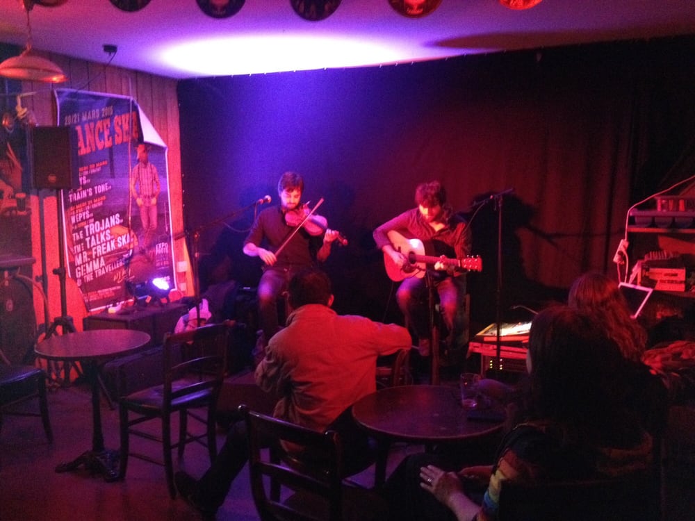 TY ANNA TAVERN - 13 Photos & 10 Reviews - 19 place Sainte-Anne, Rennes ...