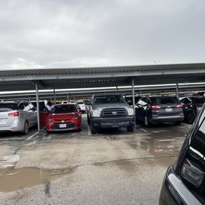 DFW AIRPORT REMOTE NORTH PARKING - Updated March 2025 - 13 Photos & 36 ...