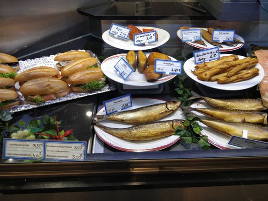 FISCHPARADIES MADO - Updated July 2025 - 10 Photos - Münchener Str. 1 ...