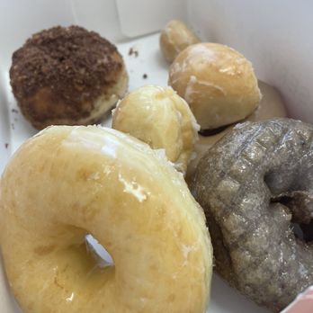DIP-A-DEE DONUTS - Updated January 2026 - 22 Photos & 39 Reviews - 1376 ...