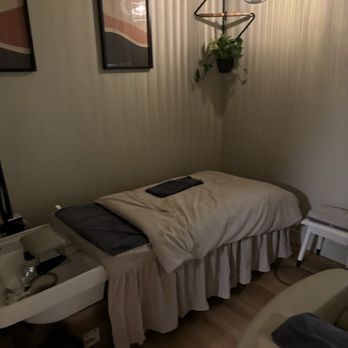 BELL’S HEAD SPA - Updated June 2024 - 34 Photos - 1038 W Covina Pkwy ...