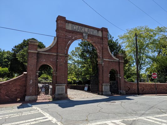 HISTORIC OAKLAND CEMETERY - Updated August 2024 - 627 Photos & 175 ...