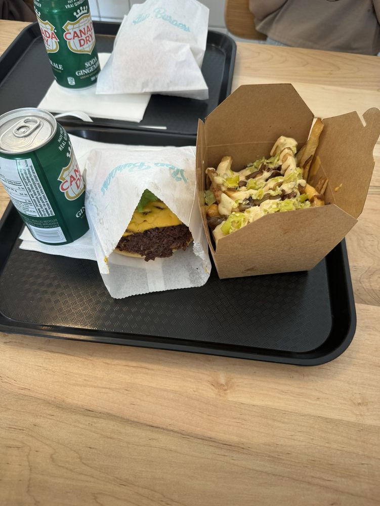 SLAP BURGERS - Updated January 2026 - 32-170 University Avenue W ...