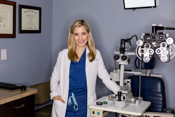 MANHATTAN EYE | YUNA RAPOPORT, MD - Updated December 2025 - 19 Photos ...