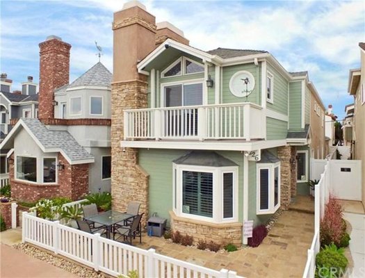 SPLASH REAL ESTATE - Updated October 2024 - Contact Agent - 16 Photos ...